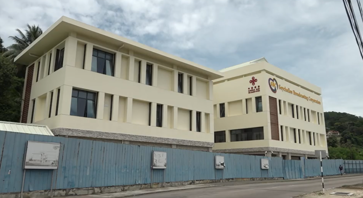 Progre dan nouvo batiman SBC - Seychelles Broadcasting Corporation